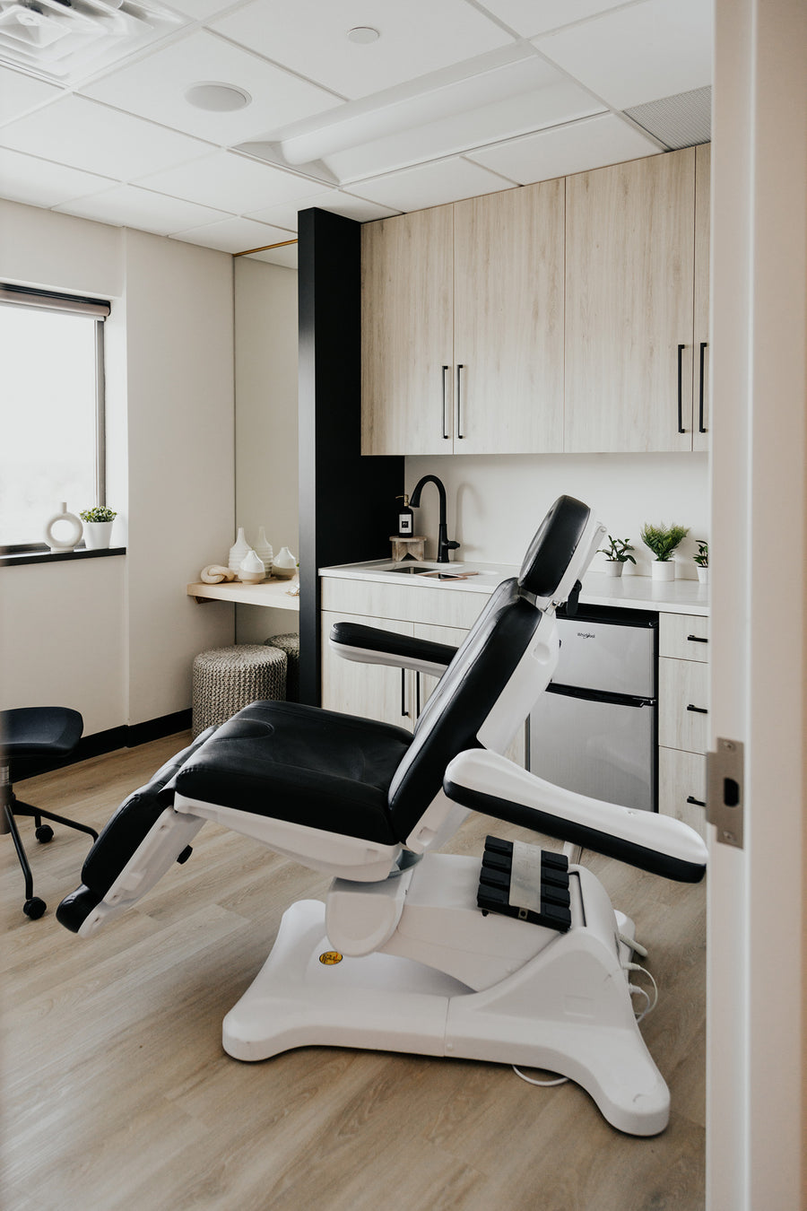 ABOUT – MK AESTHETICS